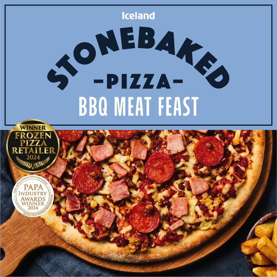 Iceland Stonebaked BBQ Meat Feast Pizza 410g | Thin & Crispy Pizza ...